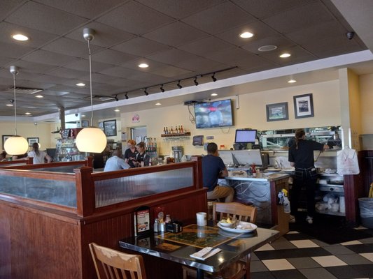 TRIP’S DINER - Updated November 2024 - 485 Photos & 621 Reviews - 2339 ...