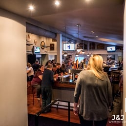 PORTERHOUSE RESTAURANT & BREW PUB - Updated January 2026 - 156 Photos ...