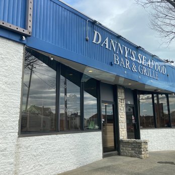 DANNY’S SEAFOOD BAR & GRILLE - Updated April 2025 - 178 Photos & 63 ...