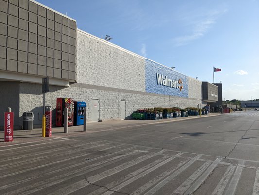 WALMART SUPERCENTER - Updated August 2025 - 15 Photos & 26 Reviews ...