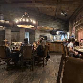 THE FOUNDRY GRILL - Updated December 2025 - 566 Photos & 389 Reviews ...