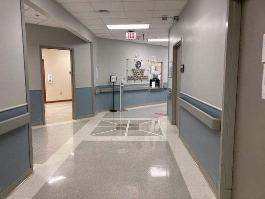 MICHAEL E DEBAKEY VA MEDICAL CENTER - Updated December 2025 - 221 ...