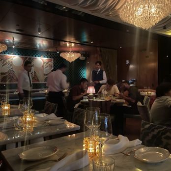 SIRRAH - Updated September 2025 - 42 Photos - 1 Little W 12th St, New ...