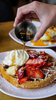 ATOMIC BISCUIT - Updated September 2025 - 109 Photos & 70 Reviews - 401 ...