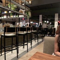 TRUE FOOD KITCHEN - Updated June 2025 - 46 Photos & 31 Reviews - 4104 ...