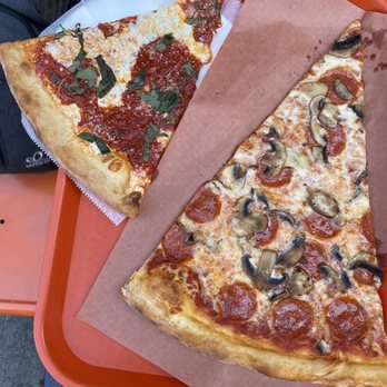 KORONET PIZZA - Updated January 2025 - 379 Photos & 709 Reviews - 2848 ...