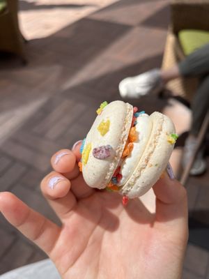 HONEY & BUTTER MACARONS - 4179 Photos & 1290 Reviews - Macarons - 633 ...