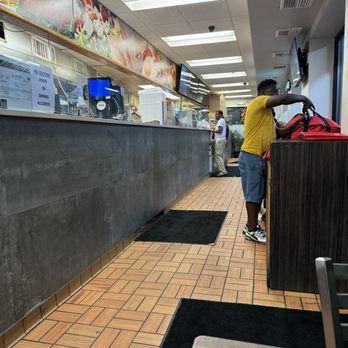 FAIRMOUNT PIZZA AND GRILL - Updated December 2025 - 160 Photos & 290 ...