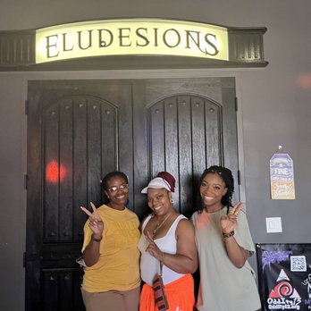 ELUDESIONS ESCAPE ROOMS - Updated July 2024 - 138 Photos & 175 Reviews ...