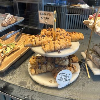 BAKERY ON 5TH - Updated February 2025 - 66 Photos - 502 State St, Erie ...