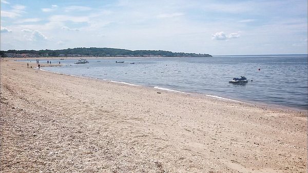 SOUNDSIDE BEACH PARK - 359 Bayville Ave, Bayville, New York - Beaches ...