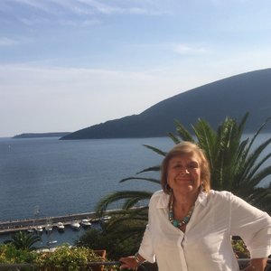 LISA M BODON, MD - Updated December 2025 - 14 Photos & 112 Reviews ...