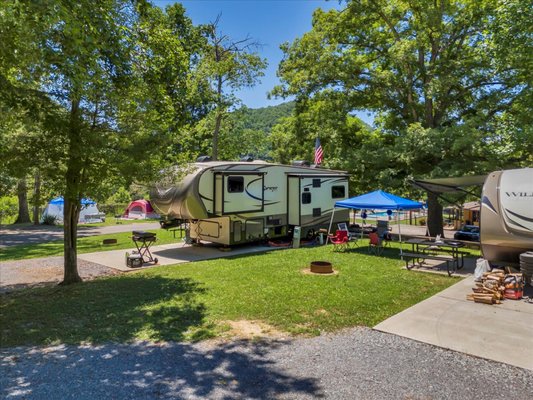 GATEWAY RV CAMPGROUND - Updated September 2025 - 42 Photos - 210 Conner Heights Rd, Pigeon Forge ...