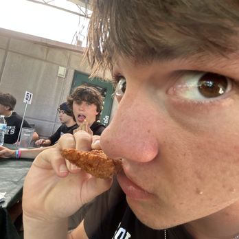 HELLO DELI - 123 Photos & 158 Reviews - 7600 Jefferson St NE ...