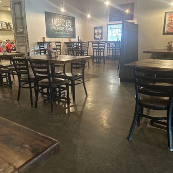 PELICAN POINTE - Updated October 2025 - 31 Photos & 57 Reviews - 1302 N ...