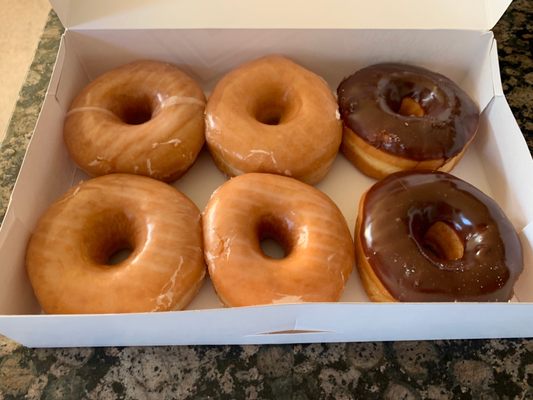 TASTEE RESTAURANT - 48 Photos & 50 Reviews - 901 Harrison Ave, New ...