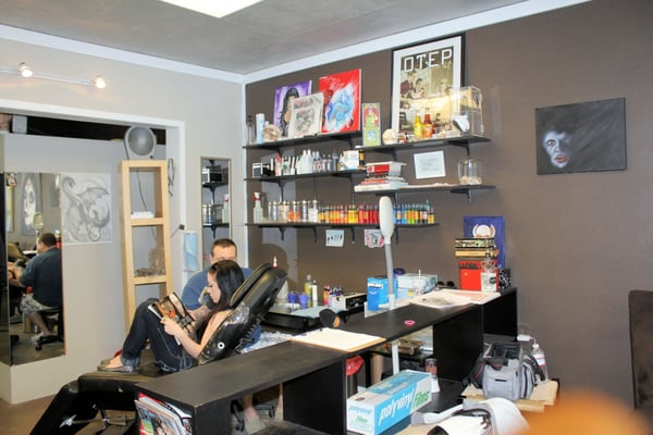 BACK DOOR STUDIOS TATTOO & PIERCING - Updated December 2025 - 16 Photos ...