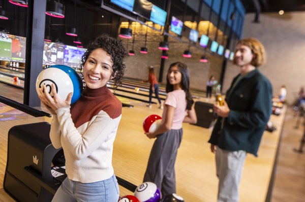 THE APEX - Updated January 2026 - 227 Photos & 70 Reviews - 1 Red Hawk ...