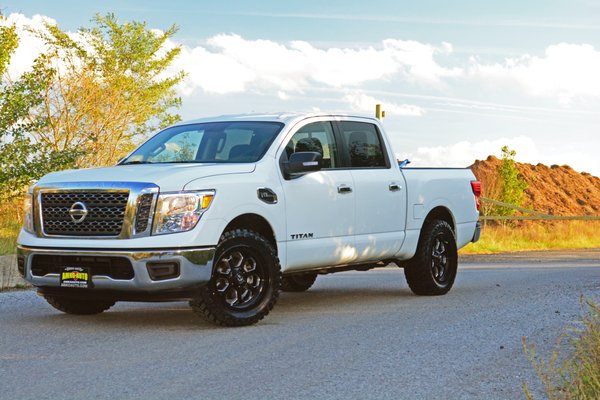 AMKO AUTO LAUREL - Updated January 2026 - 24 Photos & 66 Reviews - 3520 ...