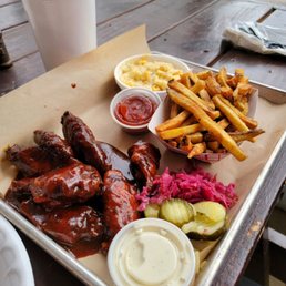 THE PIG & PINT - 938 Photos & 1009 Reviews - 3139 N State St, Jackson ...