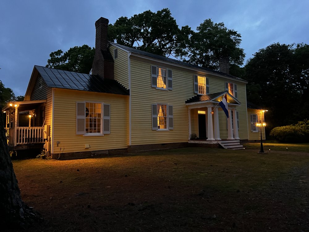 THE SUNNYSIDE SISTERS BED AND BREAKFAST - Updated July 2025 - 21 Photos ...