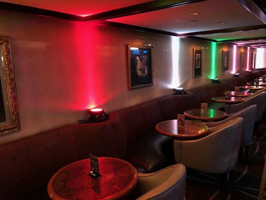 MISTY’S - 148 Photos & 158 Reviews - Lounges - 222 N Vineyard Ave ...