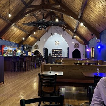 THE LODGE OF LAZARUS CROWE - Updated December 2025 - 31 Photos & 21 ...