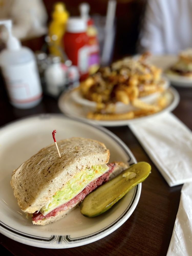 LANGER’S DELICATESSEN - 4616 Photos & 4478 Reviews - 704 S Alvarado St ...
