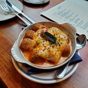 BEN PARIS - 882 Photos & 370 Reviews - 130 Pike St, Seattle, WA - Menu ...