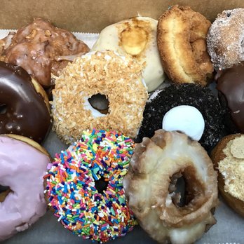 YOYO DONUTS - Updated December 2025 - 322 Photos & 322 Reviews - 5757 ...