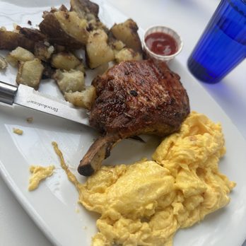 26 BEACH RESTAURANT - Updated August 2024 - 4828 Photos & 3557 Reviews ...