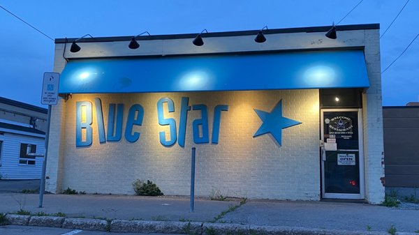 BLUE STAR RESTAURANT - Updated December 2025 - 29 Photos & 51 Reviews ...
