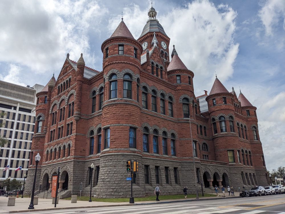 FOUNDER’S PLAZA - Updated January 2026 - 600 Elm St, Dallas, Texas ...