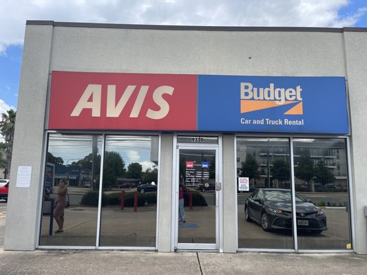 AVIS - Updated January 2026 - 9330 Westheimer Rd, Houston, Texas - Car ...