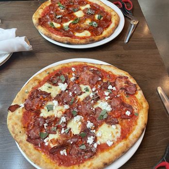 BOMBO ITALIAN KITCHEN - Updated December 2024 - 177 Photos & 98 Reviews ...