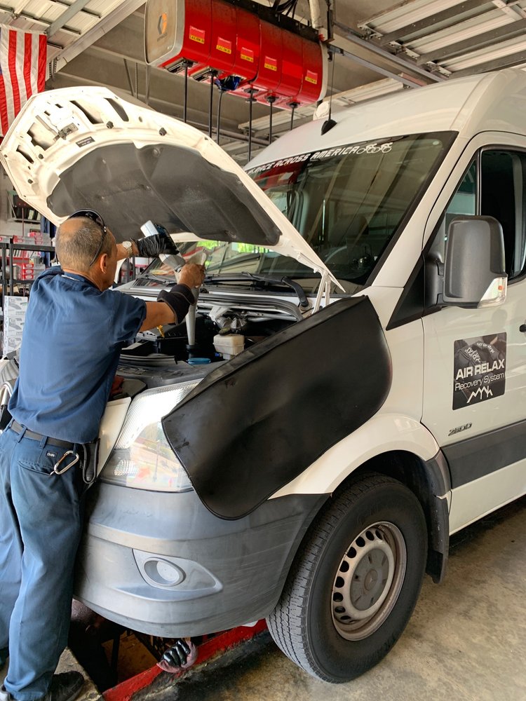 RAPID OIL CHANGE - 28 Photos & 69 Reviews - 14200 W Dixie Hwy, North ...