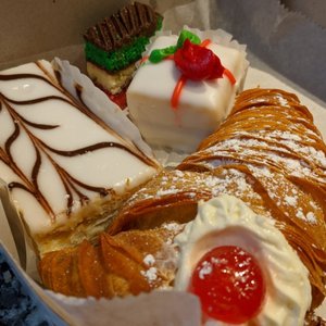 ORZA BAKERY - 42 Photos & 31 Reviews - 257 New Main St, Yonkers, New ...