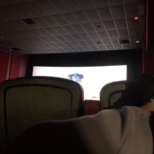 AMC DINE-IN BRIDGEWATER 7 - 82 Photos & 224 Reviews - 400 Commons Way ...