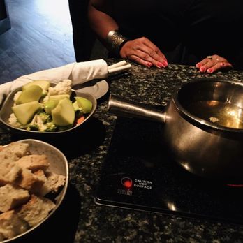 SIMPLY FONDUE - Updated June 2024 - 347 Photos & 276 Reviews - 2108 ...