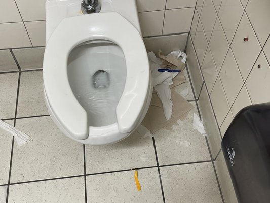 TARGET - Updated October 2025 - 45 Photos & 45 Reviews - 800 Christiana ...