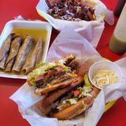 CHUCO BURGERS AND DOGS - 125 Photos & 133 Reviews - 1201 Lafayette Dr ...
