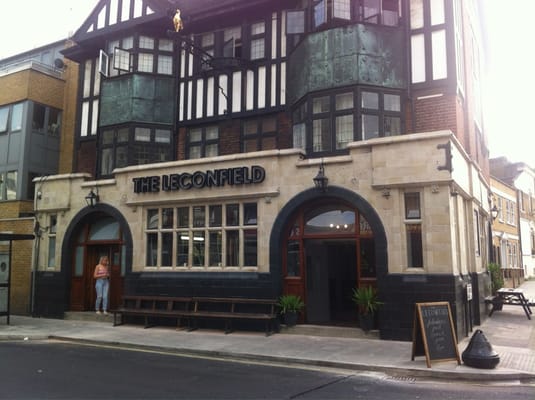 THE LECONFIELD - 10 Reviews - Pubs - Leconfield Road, London, United ...
