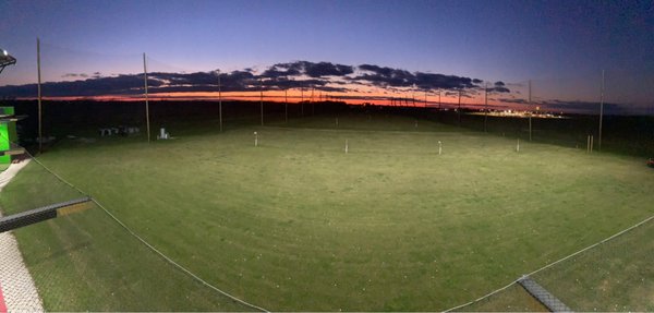 MULLIGANS GOLF CENTER - Updated January 2025 - 10 Photos - 855 County Rd 340, Angleton, Texas ...