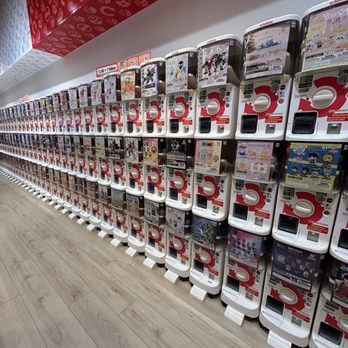 OAKLAND MALL - Updated December 2025 - 21 Photos - 412 W 14 Mile Rd ...