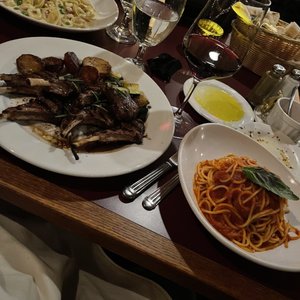 VALERIO’S RESTAURANT - 94 Photos & 83 Reviews - Italian - 12405 ...