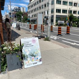 NUTBAR - Updated December 2025 - 57 Photos & 54 Reviews - 1240 Yonge ...