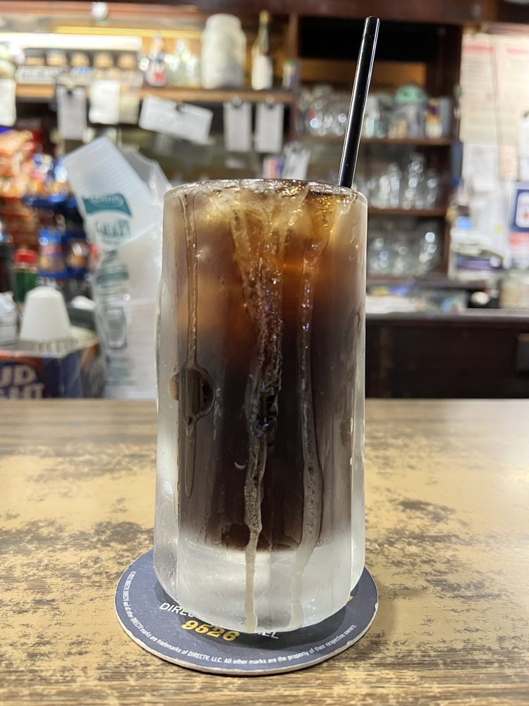 ARLINGTON INN TAVERN - Updated July 2025 - 226 Main St, Arlington ...