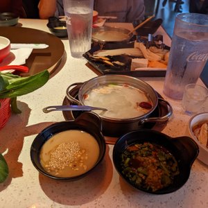 HOT POT HERO - 520 Photos & 445 Reviews - 100 Paramount Park Dr ...