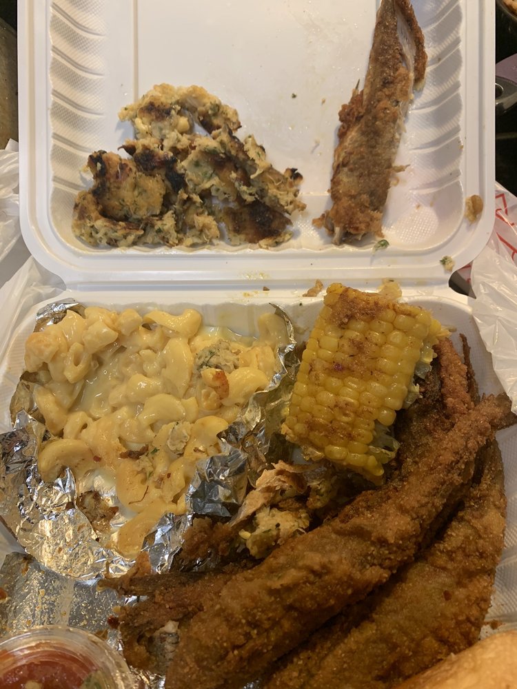 CAMERON’S SEAFOOD - 47 Photos & 37 Reviews - 2707 W Cold Spring Ln ...