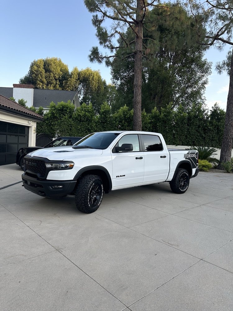 PICASSO AUTO BODY - Updated January 2026 - 25 Photos & 37 Reviews ...